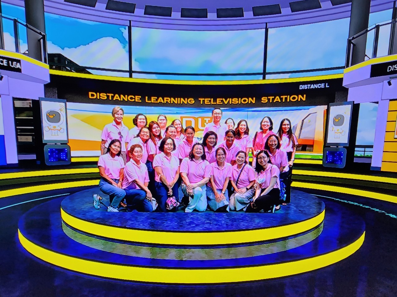 DLTV มูลนิธิการศึกษาทางไกลผ่านดาวเทียม